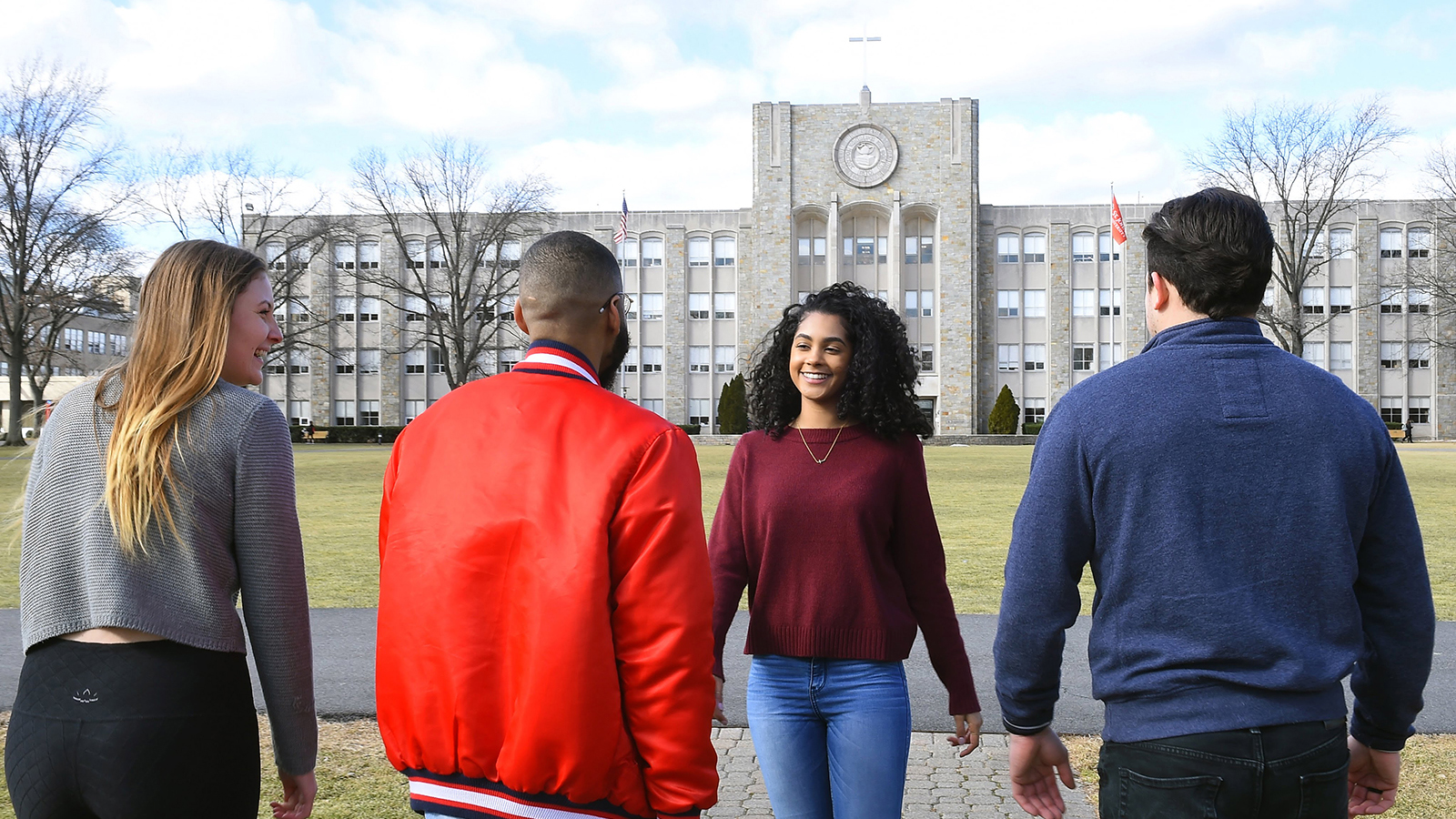 Main Queens Library | St. John's University