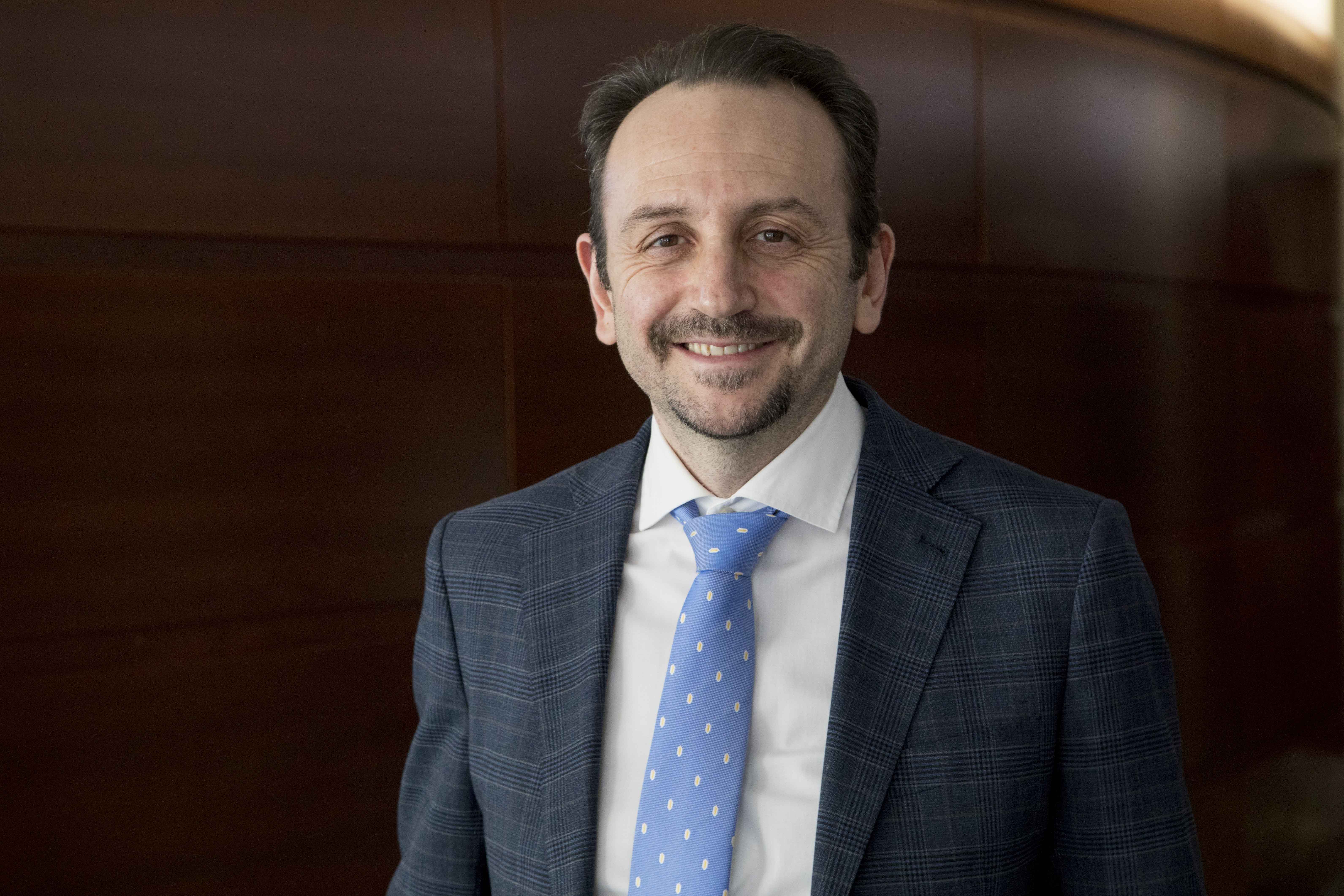 Dr. Luca Iandoli, receives Best Conference Paper Award from the ...