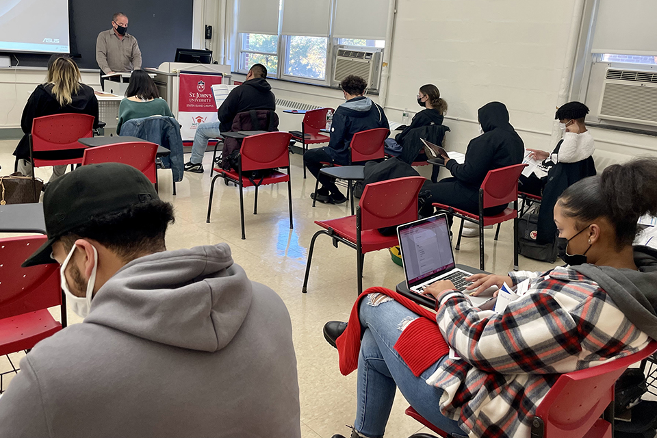 High Schoolers Jump-Start College through Partnership with St. John’s ...