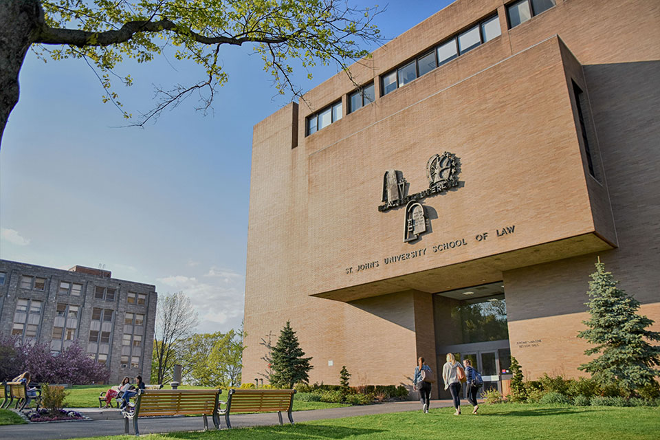 School of Law Alumni | St. John's University