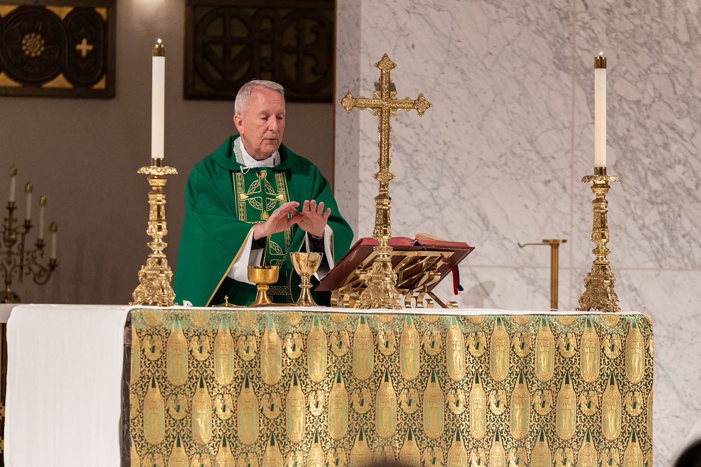 Alumnus Has Drawn on Vietnam Combat Experiences to Shape His Priesthood ...