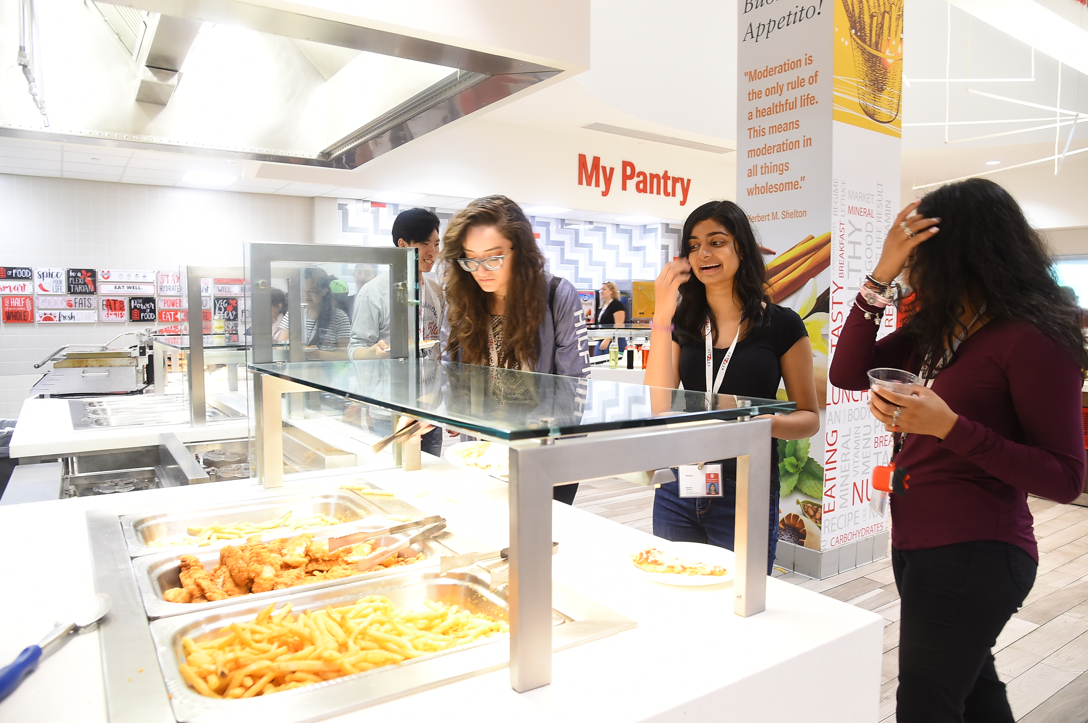 Ultimate Guide to Eat Healthy in College: Simple Strategies & Tips